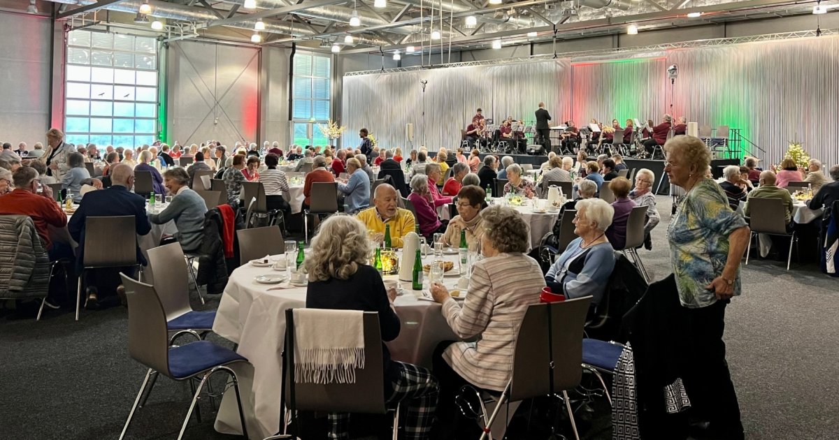 La ville organise à nouveau une fête de Noël pour les seniors | Ville d'Idar-Oberstein